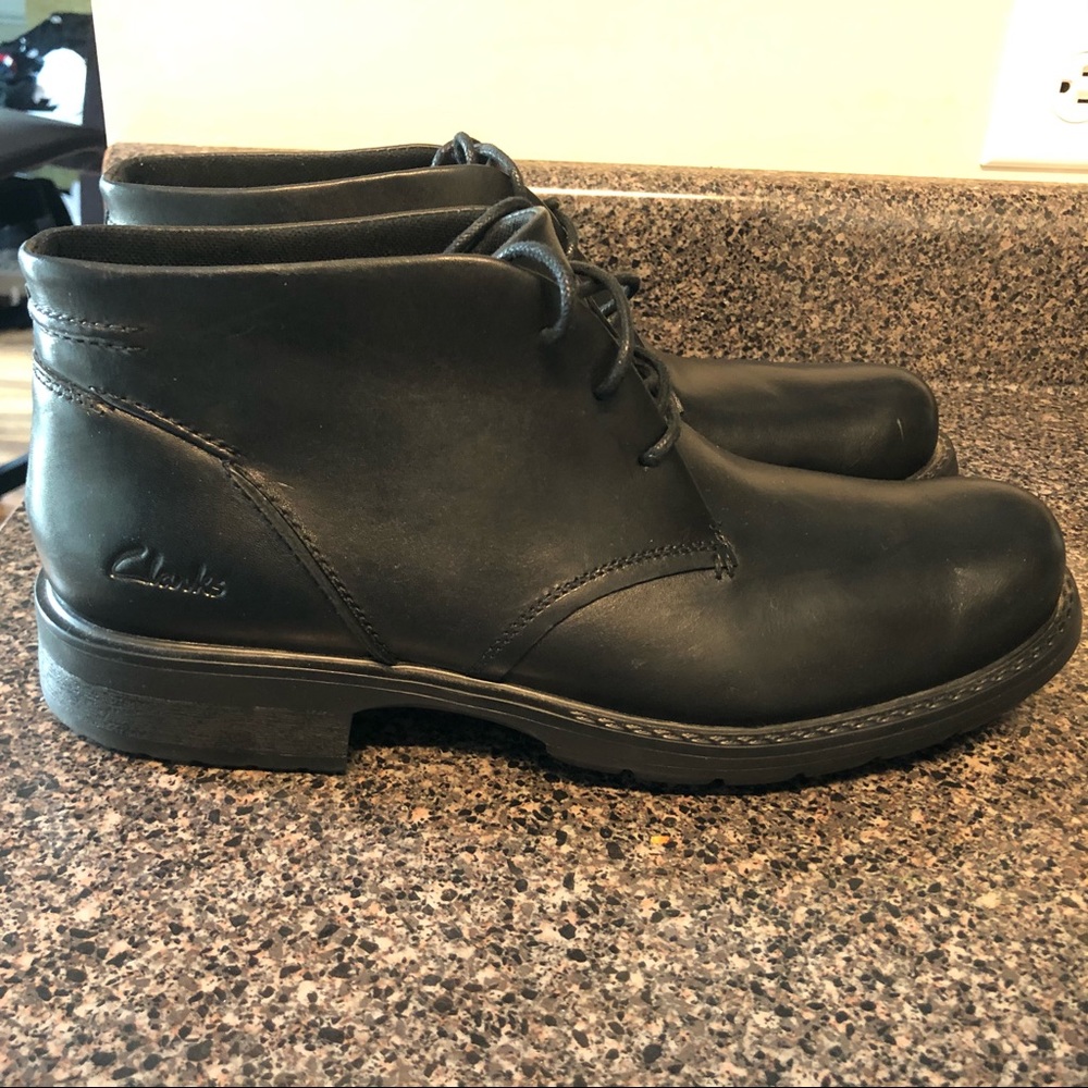 Clark’s Men’s Xtr Lite Black Leather Ankle Boots - Gem